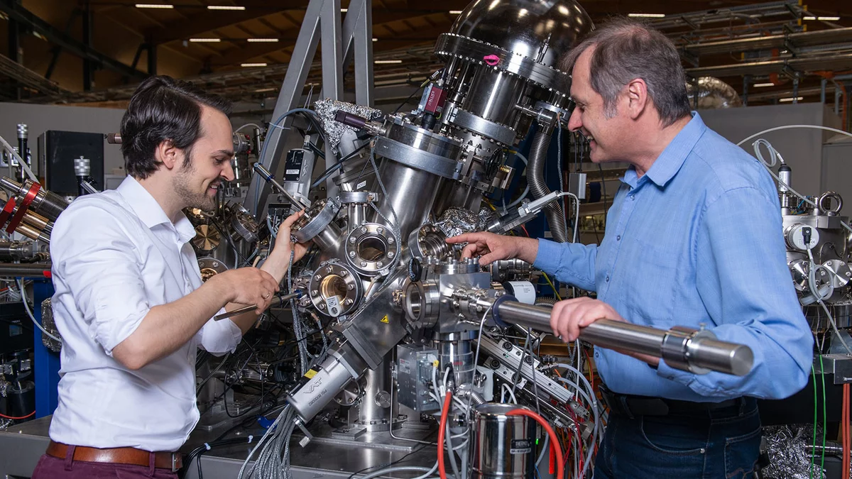 New material also reveals new quasiparticles | News & Events | PSI