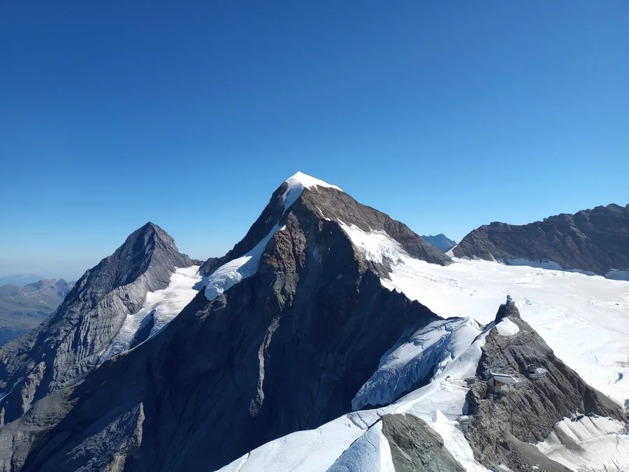 Jungfraujoch Carbon Balance Campaign measures wildfire emissions from southern Europe | PSI ...