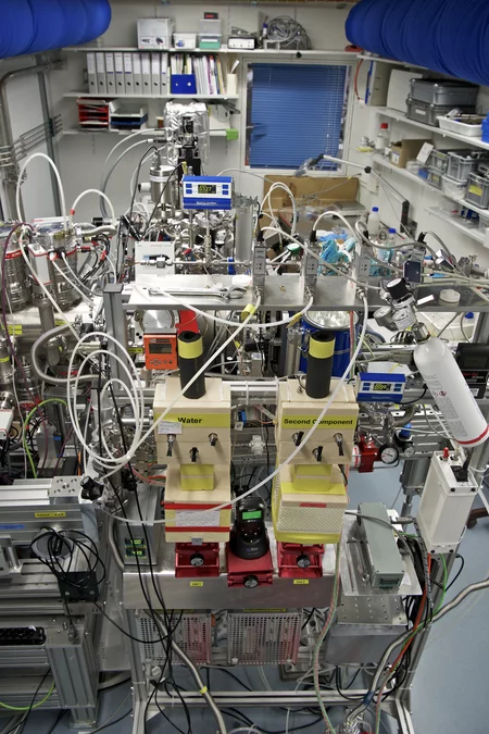 Solid-Gas Interface Endstation | ISS | Paul Scherrer Institut (PSI)